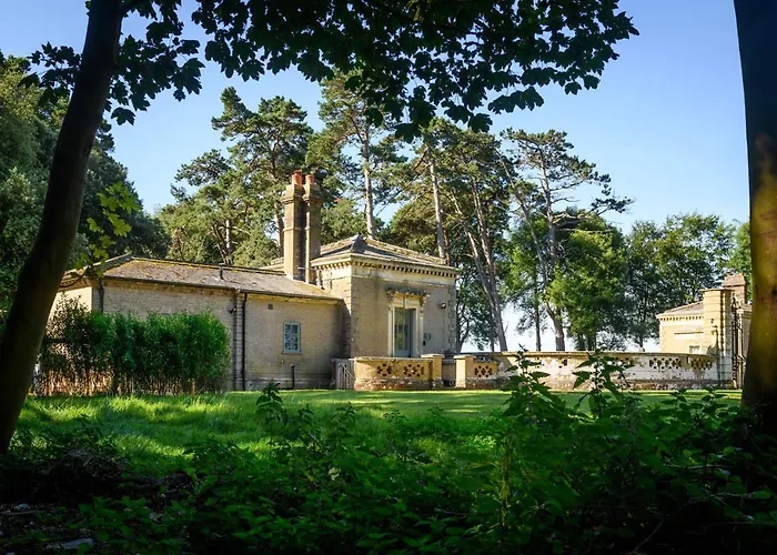 Discover the Ideal Accommodations near Holkham Bay, Norfolk