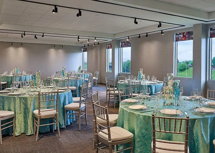 Top-Rated Hotels Around Santa Clara, California